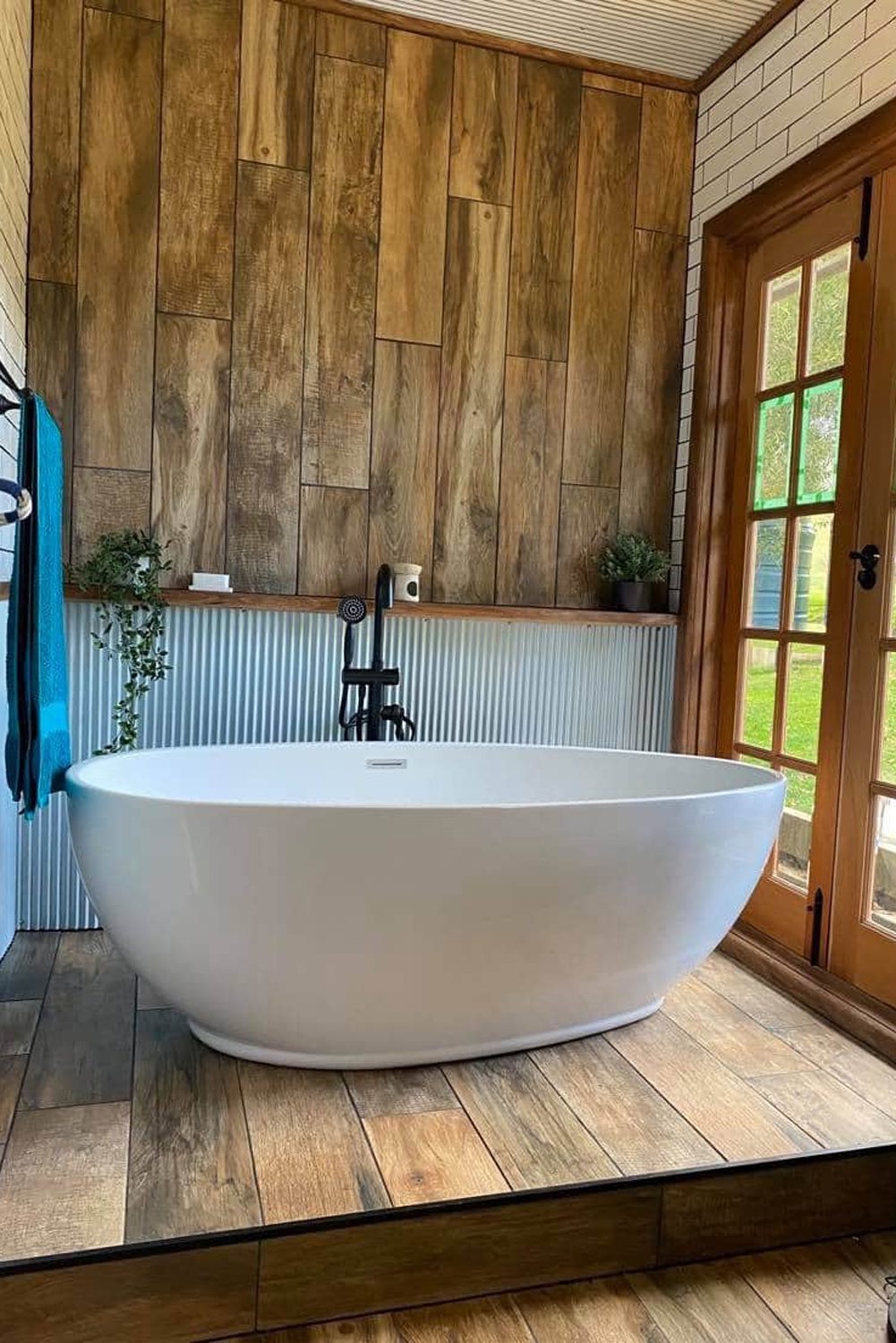 Modern rustic builds by Custom Carpentry & Construction | Murrindindi Guide